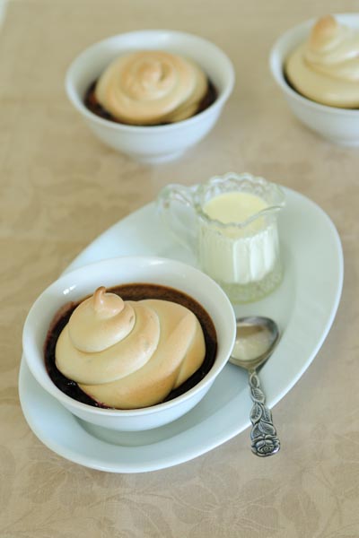 Chocolate cherry meringue puddings | Loaf Recipes